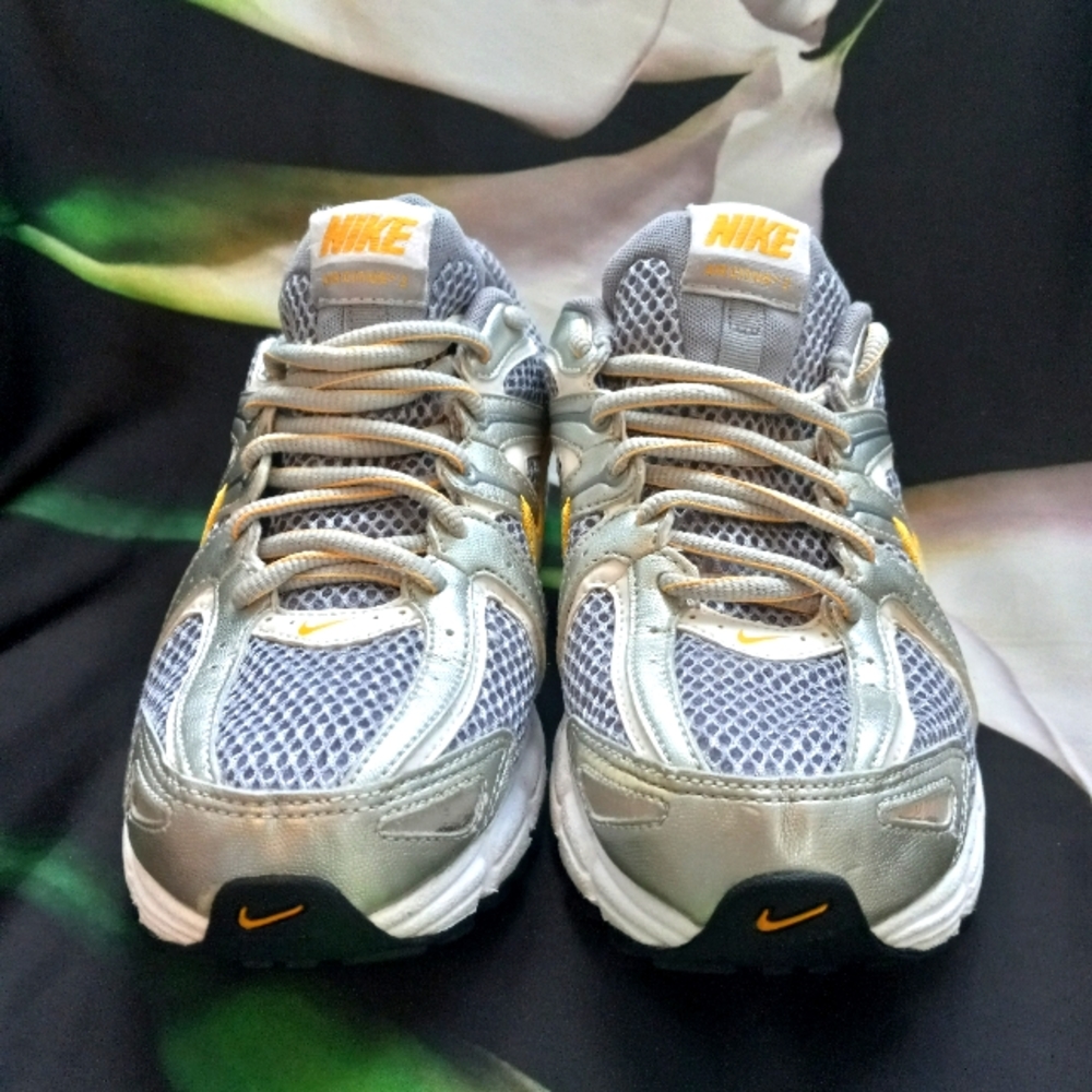 Nike Air Citius+2 Athletic Running Shoes Silver/Yello… - Gem